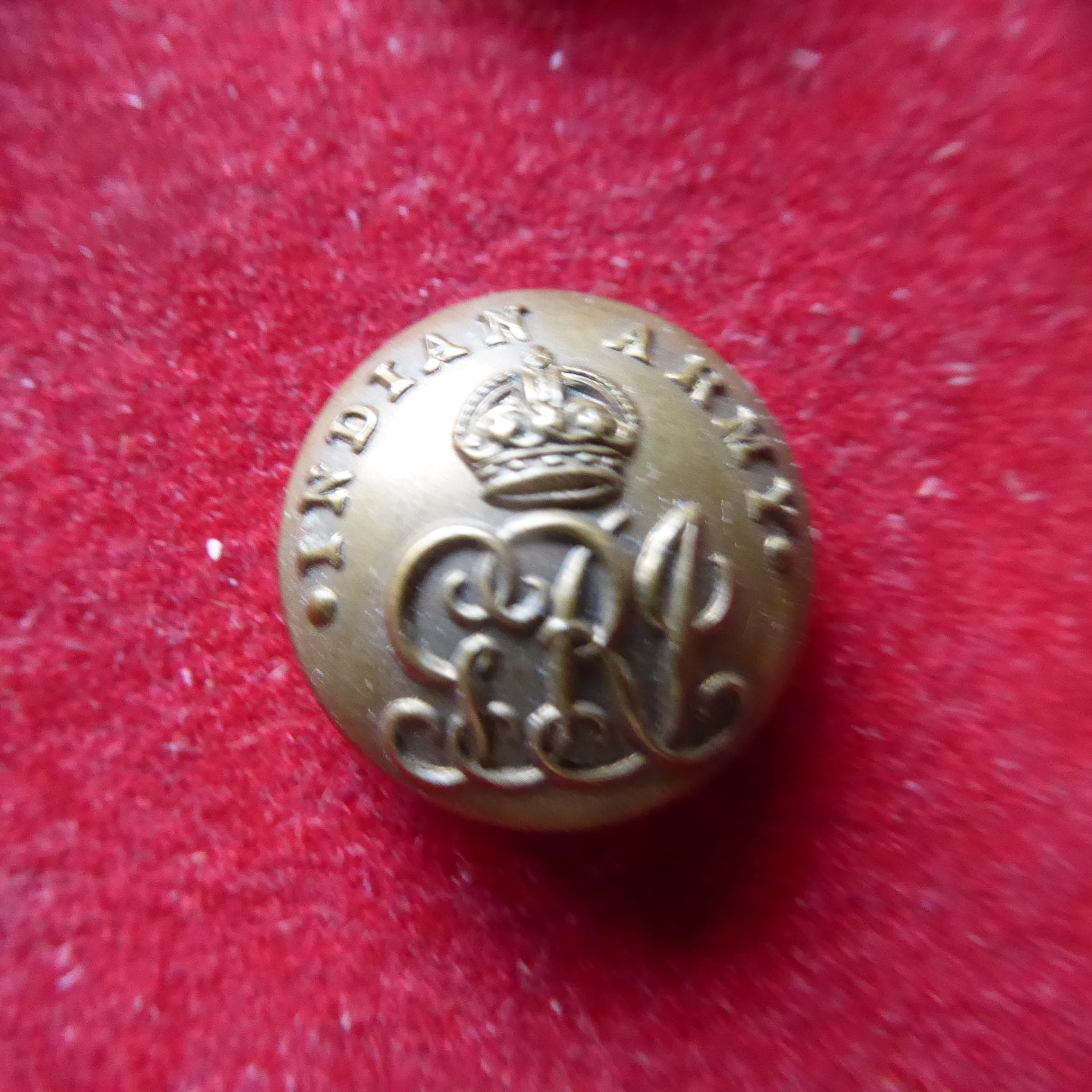 Indian Army button worn by unattached officers, 19mm – Bates and Hindmarch